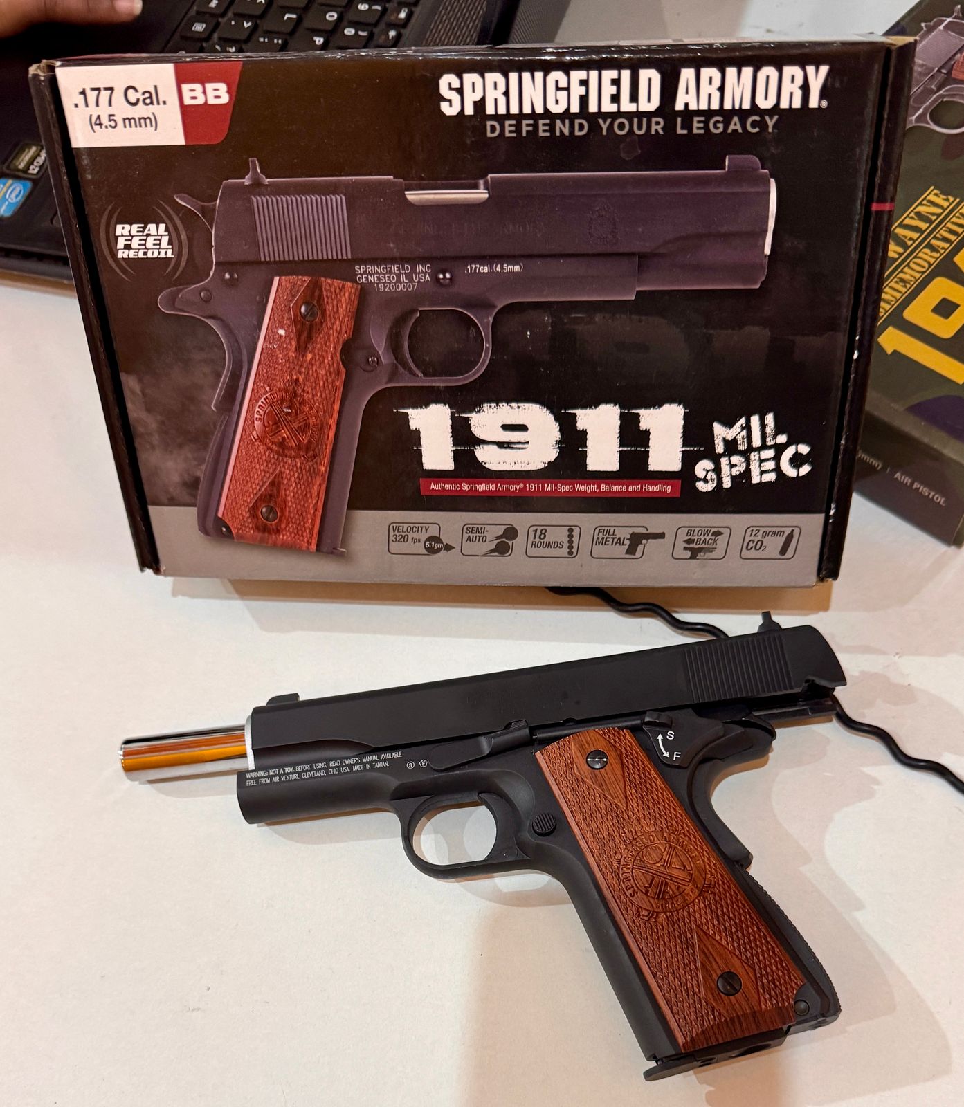 SPRINGFIELD CO2 AIR PISTOL BB AIR PISTOL .177 CALIBER BB PISTOL ...